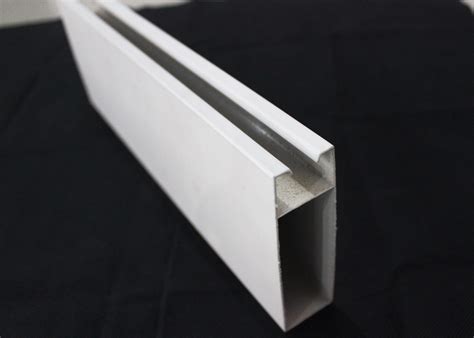 Rectangle Strip Linear White Metal Ceiling Tile For Airport T30mm X 70mm