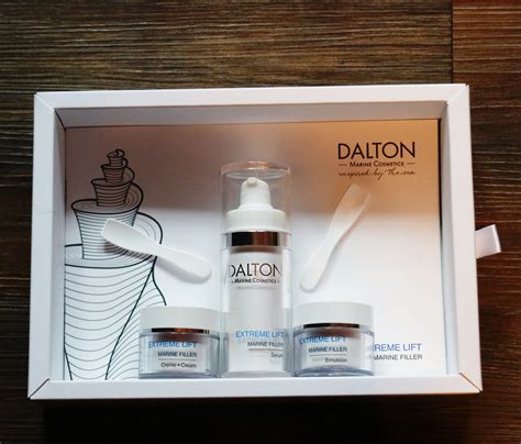 Gesichtspflegeprodukte Von Dalton Marine Cosmetics Werbung