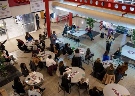 Sius Small Business Development Center Named Illinois Sbdc Of The Year