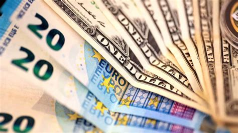Precio Del Dólar El Euro Y La Mlc Hoy En Cuba Tasas De Cambio Del