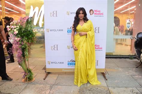 Chitrangada Singh Raises Hotness Levels In A Sizzling Yellow Saree In