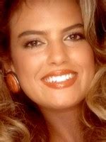 Kerri Kendall S Instagram Twitter Facebook On Idcrawl