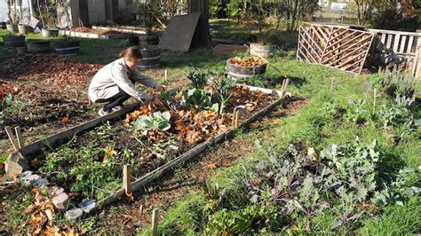 The U S Areas That Are The Most Curious About World Naked Gardening Day