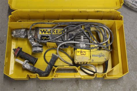 Erä B3 Wacker Ehb 11 Blm 230 Piikkausvasara Konkurssihuutokauppa