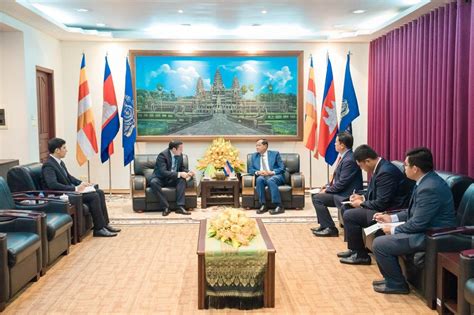 តួកម៉េនីស្ថានចង់ភ្ជាប់ជើងហោះហើរជាមួយកម្ពុជា និងពង្រឹងកិច្ចសហប្រតិបត្តិការលើវិស័យទេសចរណ៍