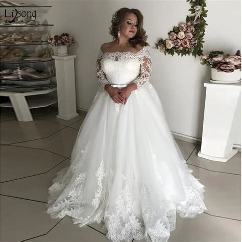 White Lace Dress With Sleeves Plus Size