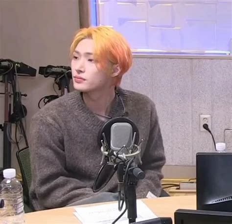 민기 💫 On Twitter Just Sitting There Looking Pretty 💛