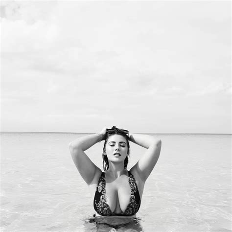 Thicker Busty Polish Beauty Happy Booty