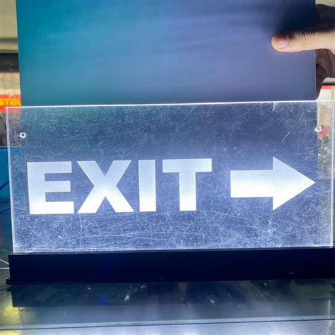 Red Module EXIT BOARD WITH BATTERY BACKUP Shape Rectangle Dimensions 1 Ft X 1 2 Ft Rs 2500