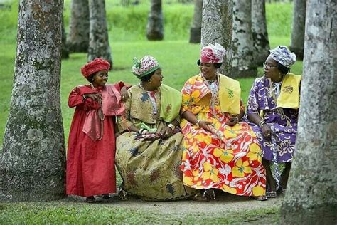 Surinames Traditional Wear Suriname South America People Of The World