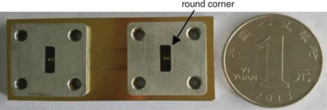 Broadband Right‐angle Transition From Substrate Integrated Waveguide To Rectangular Waveguide