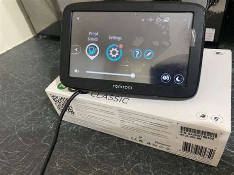 TomTom GO Classic 5 Sat Nav With Europe Map Black 636926105750 EBay
