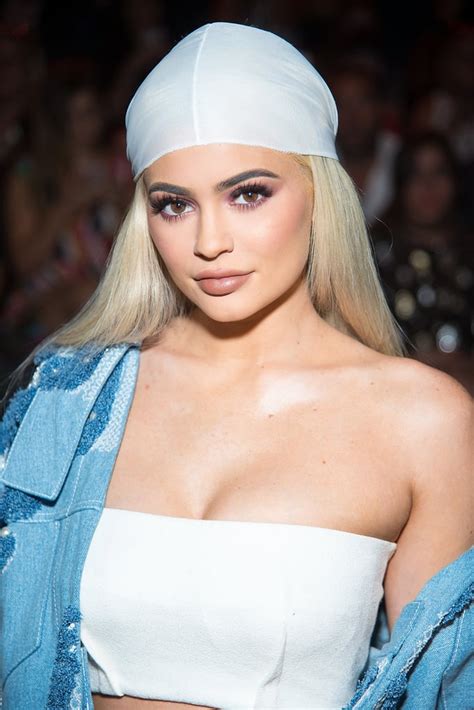 Sexy Kylie Jenner Pictures Popsugar Celebrity Photo 12