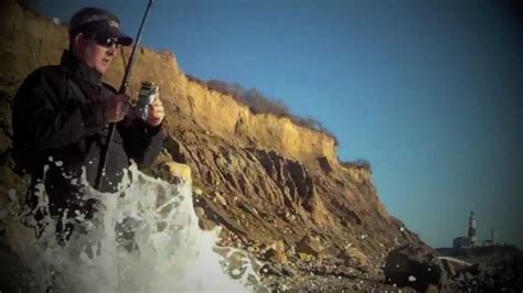 Montauk Surfcasting Product Reel Whats In The Surf Youtube