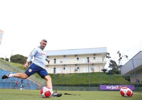 Bragantino se reapresenta e inicia preparação para duelo contra o
