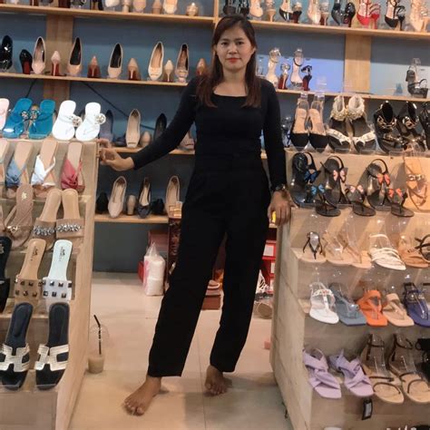 រចនាម៉ូតនារី