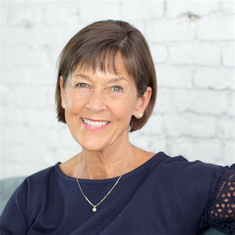 Ellie Phillipss Instagram Twitter And Facebook On Idcrawl