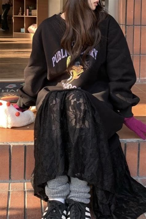 로아 만화 프린팅 라운드넥 레이스 스티치 긴팔 기모 원피스