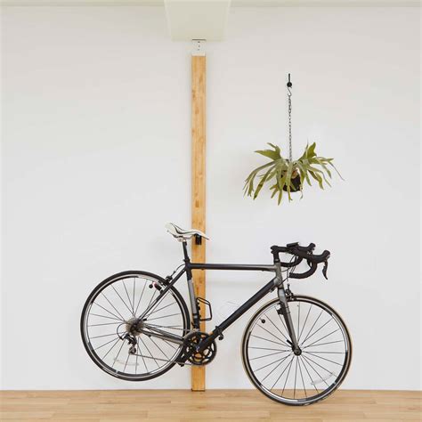 バイクハンガー Labrico｜平安伸銅工業オンラインショップ