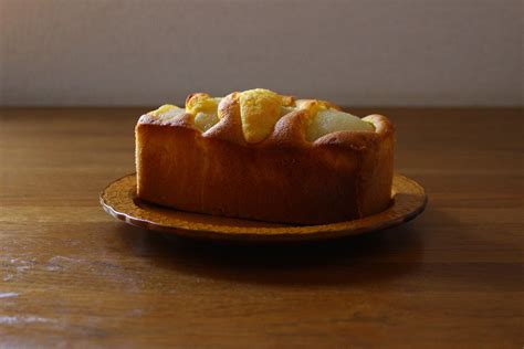 梨のコンポートのケーキ ひよこ食堂