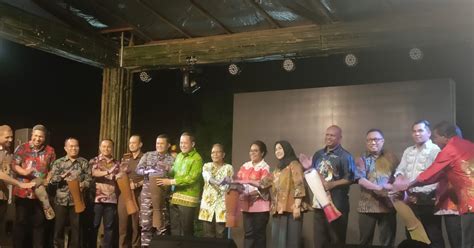 Tampilkan Budaya Biak Festival Biak Munara Wampasi 2024 Resmi Di Buka