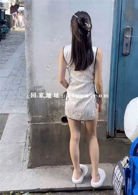 推特福利姬博主小哪吒高级VIP群校内野外露出福利视频资源 52V 2 37G 海兔部落
