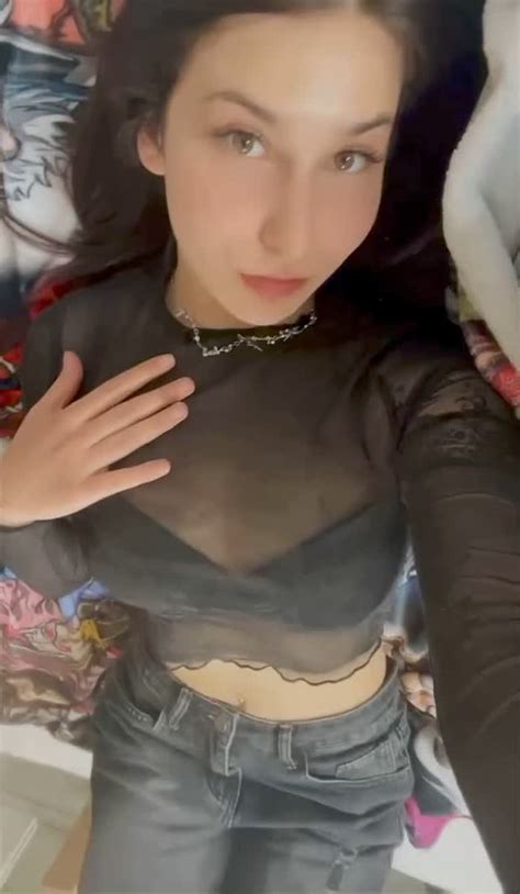 If This Anime Cutie Made U Stop Scrolling For A Second U Need To Give Me A Like
