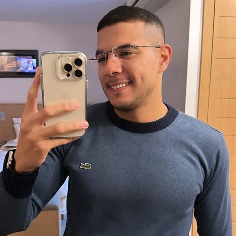 Renan Lopes 🔵 Renanlopesa • Threads Say More