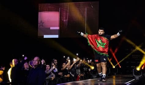 Amersfoorter Nabil Khachab 22 Tekent Bij Glory Kickboxing Nieuws