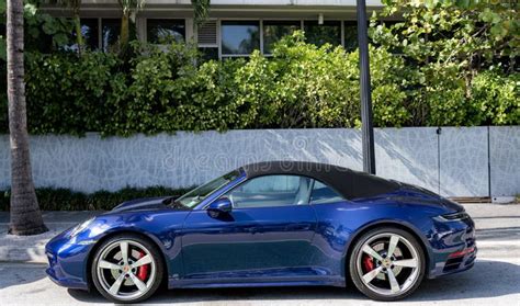 Miami Florida Usa December 11 2024 Blue Porsche 911 2022