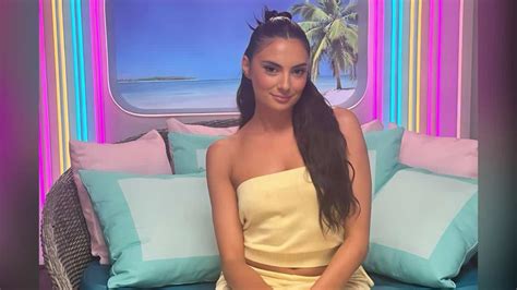 Paige Desorbo Heads To Love Island Usa Taste Of Reality