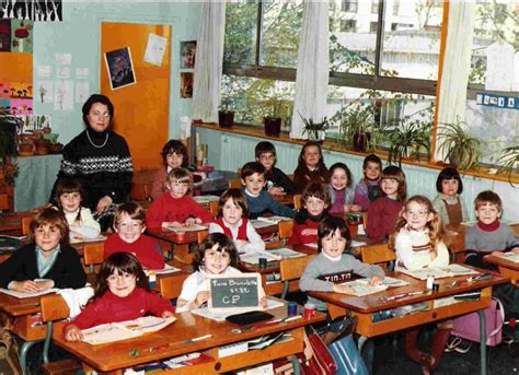 Photo De Classe Cp 1981 1982 De 1982 Ecole Pierre Brossolette