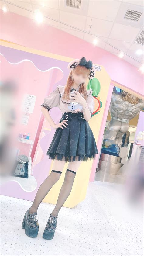 🧸🏀⑭대만오빠사랑해🥺 上週請假喜迎日女歸國🥳還一起去吃了底撈💖跟太太們一起合照就覺得我們都是queencard🥳（想太多ㅋㅋㅋ
