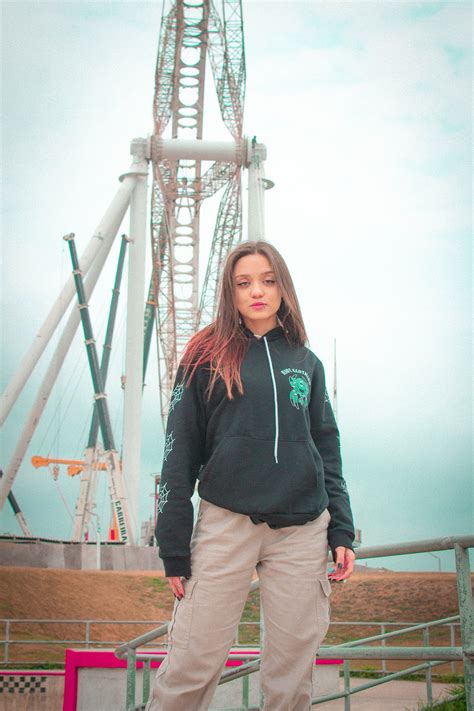 Ellen Lopes On Behance