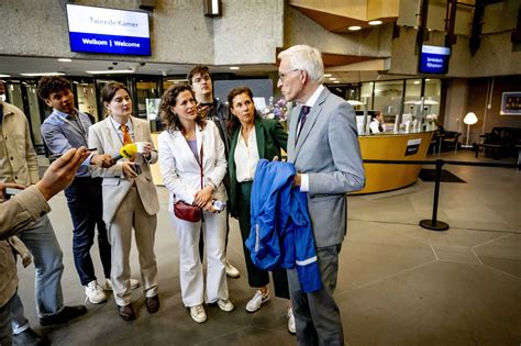 Live Formatie Kabinet 2024 Kabinet Schoof Beëdigd Door Koning Willem