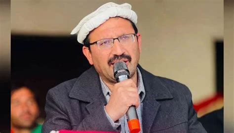 Im Political Worker Not Servant Says Junaid