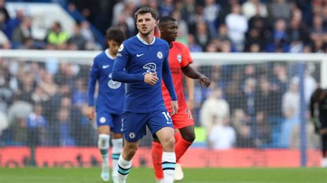 Manchester United Agree Deal To Sign Chelsea Midfielder Mason Mount