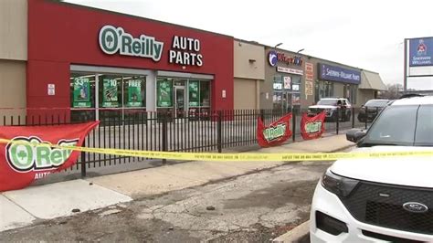 Chicago Shootings This Weekend 21 Shot 4 Fatally In Gun Violence
