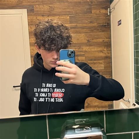 Flavio Liuzzi • Threads Say More