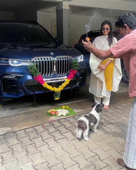 Keerthy Suresh ಹೊಸ ಕಾರು ಖರೀದಿಸಿದ ನಟಿ ಕೀರ್ತಿ ಸುರೇಶ್ ಅಬ್ಬಬ್ಬಾ ಬೆಲೆ ಎಷ್ಟು ಗೊತ್ತಾ News18 ಕನ್ನಡ