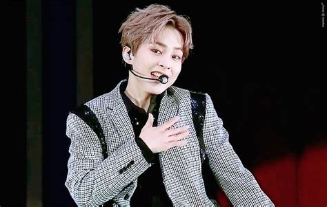 Pin By Sora Hatake On EXO Exo Xiumin Xiu Min Kim Min Seok