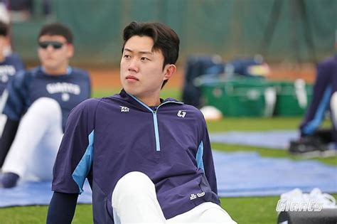 롯데 주전 유격수 시범경기서 결정박승욱부터 이호준까지 경쟁 치열