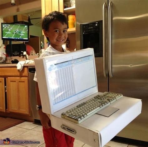 Computer Halloween Costume Ideas These Are The Best Nerdiest Costume