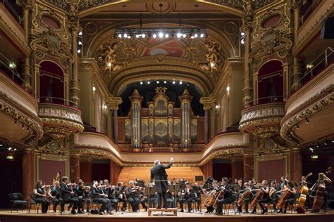 Creating the Perfect Soundstage | KEF International