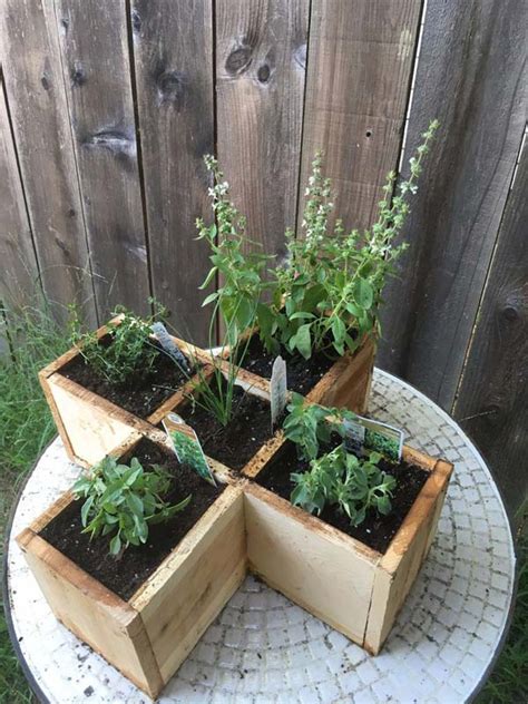 15 Cutest Diy Planter Box Ideas To Beauty Your Home