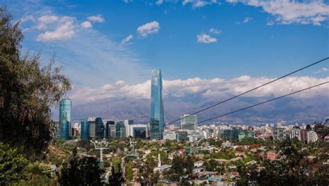 Chile Santiago De Chile Cómo Llegar Qué Ver Y Cuánto Gastar En La