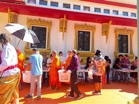 เจ้าอาวาสวัดสุทัศน์ เยี่ยมให้กำลังใจพระธรรมทูตไทยในสหรัฐอเมริกา