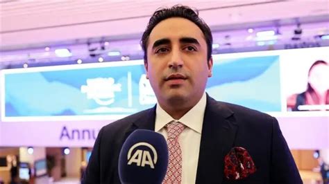 د پاکستان بهرنیو چارو وزیر د طالبانو حکومت باید د نړیوالې ټولنې