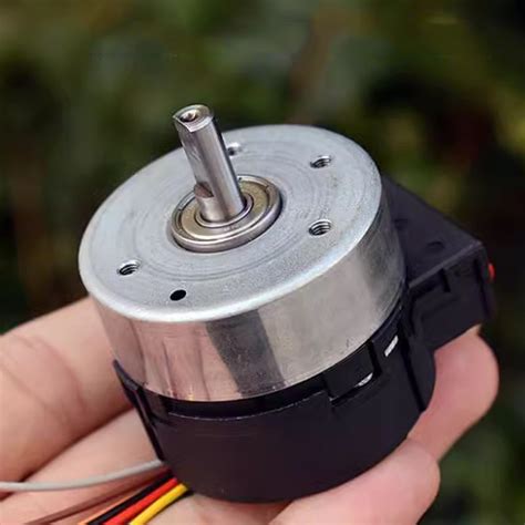 бщепромышленные двигатели Nidec 24H Бесщеточный серводвигатель DC 12V ...