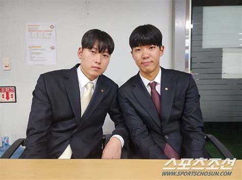 장충고 출신 좌완 그리고 절친한화 1~2라운드 지명 황준서 조동욱 류현진 선배보며 꿈을 키웠고 강백호 선배 상대해보고 싶어